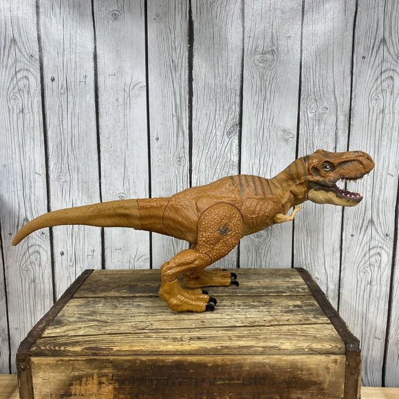 Hasbro | Toys | 25 Jurassic World Stomp Strike Electronic Tyrannosaurus ...